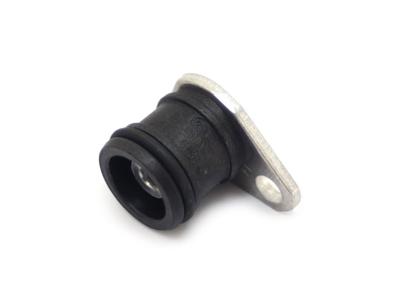 Engine Oil Thermostat Lid - Cayenne | Panamera | Macan | 2010-2018 ...