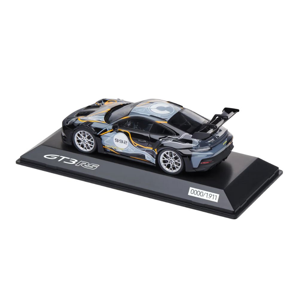 Porsche 911 GT3 RS 992 Weissach Test Track Collectors Model - 1:43