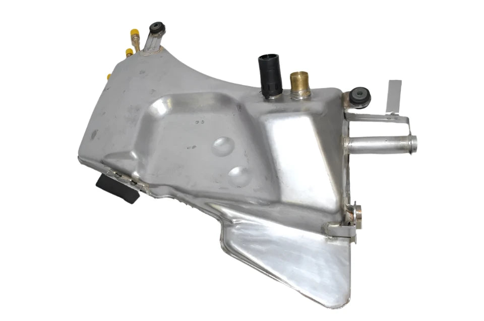 Porsche Engine Oil Tank - 911 95-98 993-207-070-51 | Sierra Madre ...