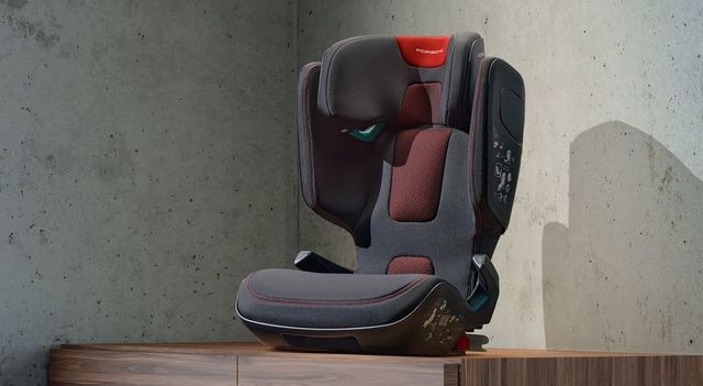 Porsche Junior Seat - 971044062 | Sierra Madre Collection | Porsche ...